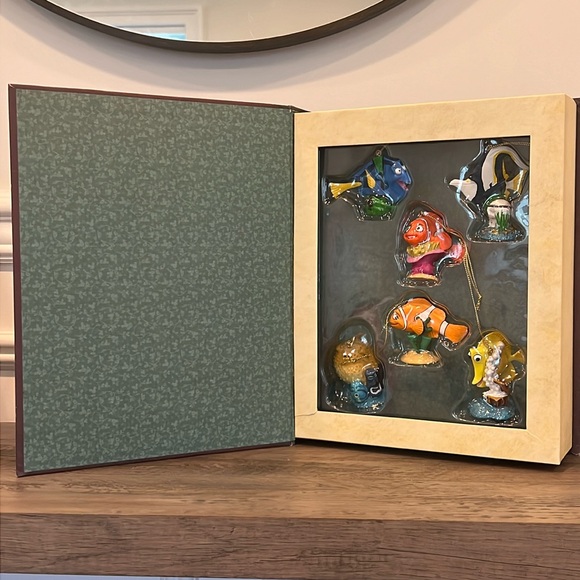 Disney | Holiday | Vintage 20 Disney Pixar Finding Nemo Storybook ...